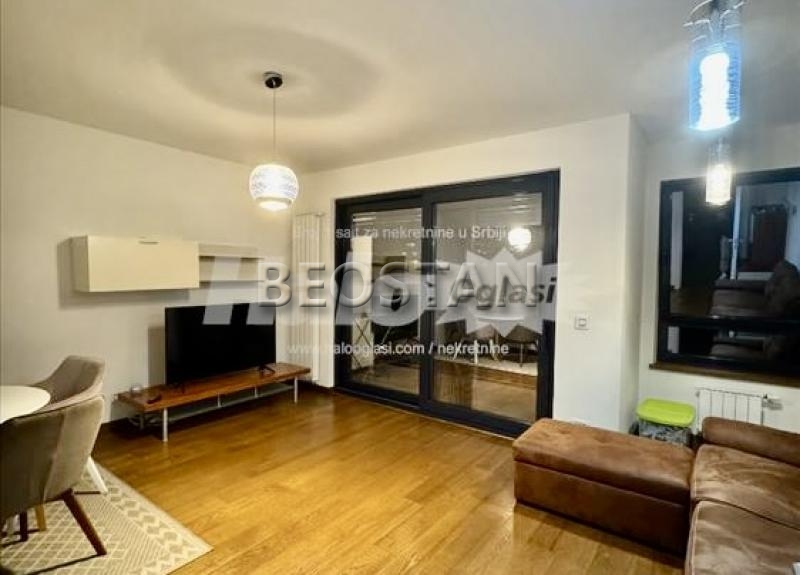 Novi Beograd - Stari merkator novogradnja #59743 1.300 €