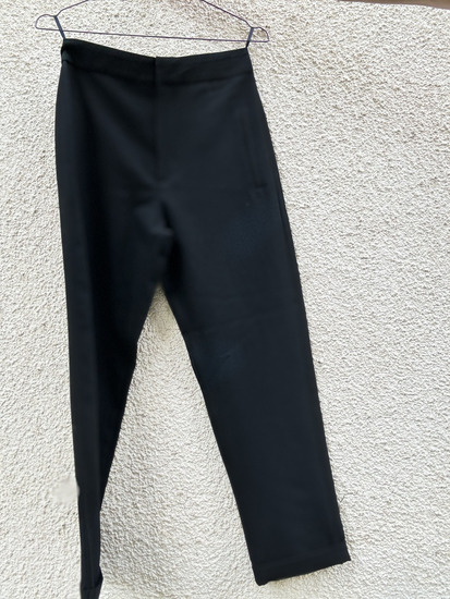 BSL nove crne pantalone