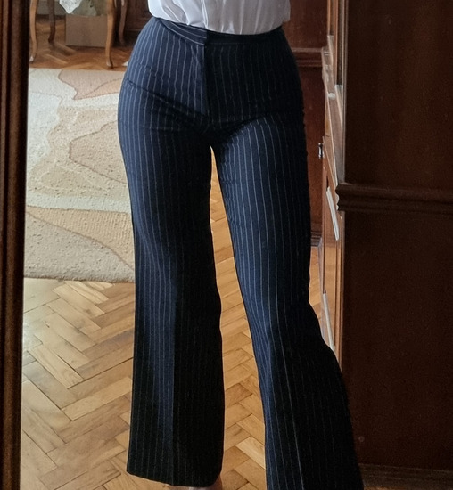 Stradivarius pantalone AKCIJA