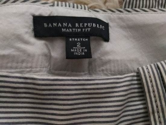 Savrsene Banana Republic+biraj poklon sa profila