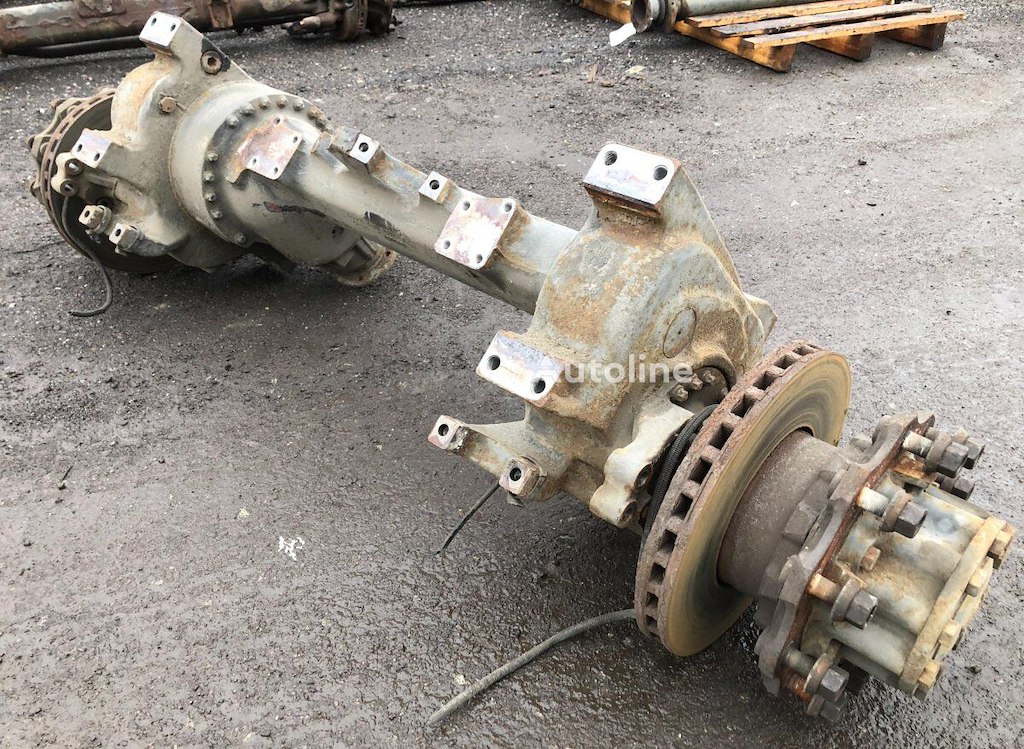 AXA motrică Volvo 21617880/21617900 (15) osovina za kamiona