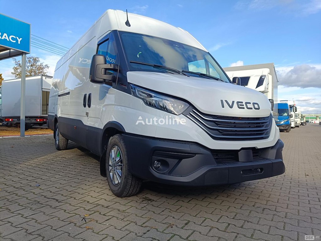 Novi IVECO Daily 35S18H V minibus furgon