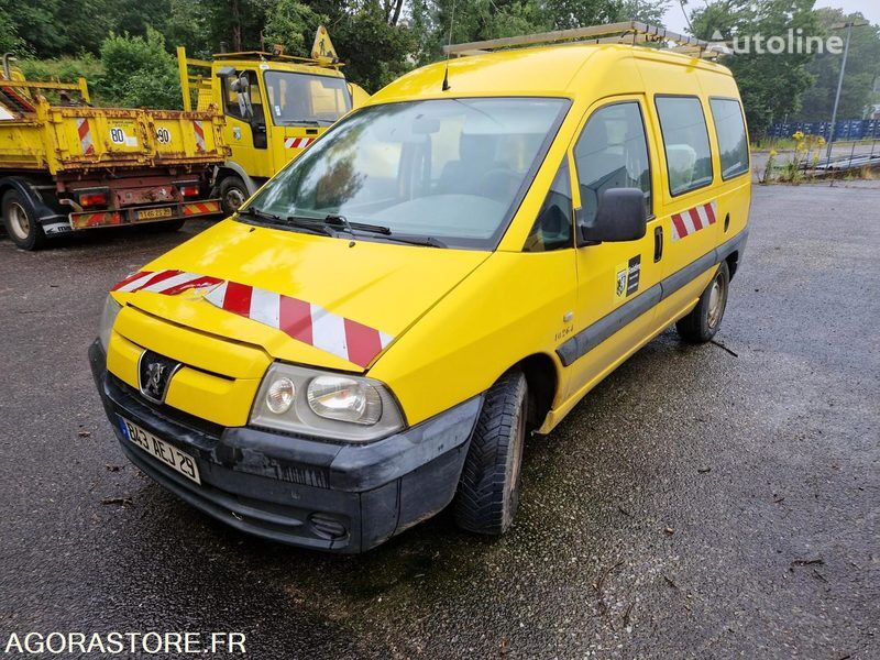 Prodaje se Peugeot Expert laki furgon na aukciji