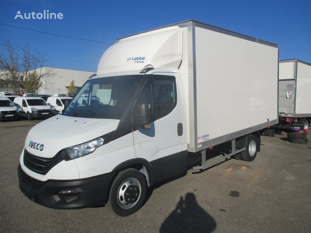 IVECO Daily 35C16, 3,0l, 8 palet, vzadu vrata kamion furgon < 3.5t