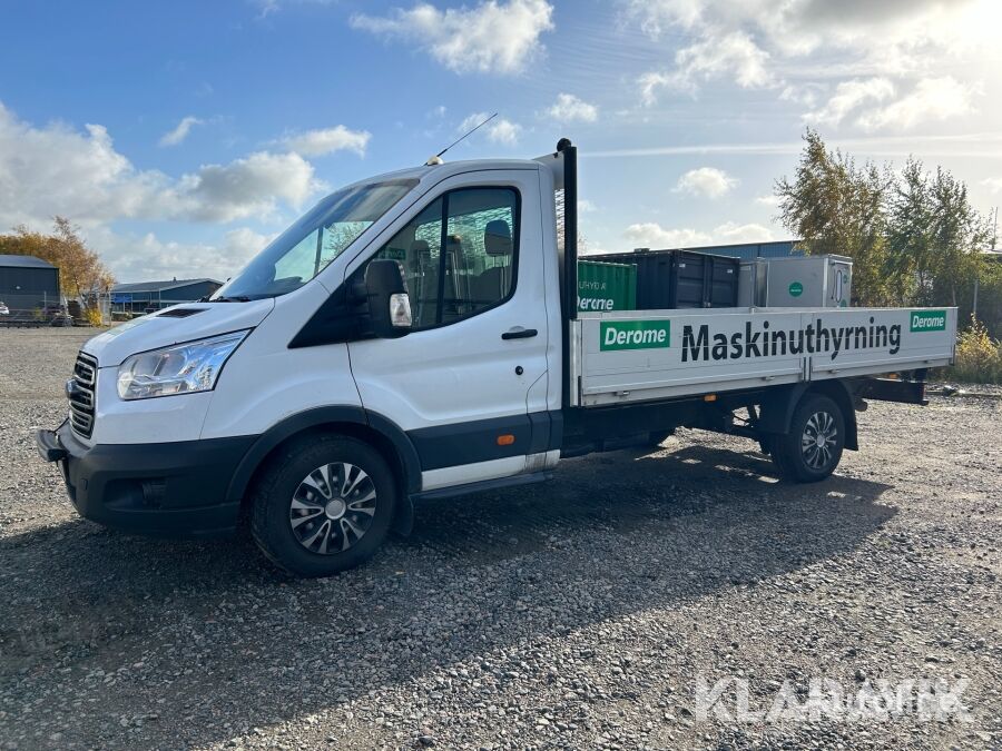 Prodaje se Ford Transit kamion s ravnom platformom < 3.5t na aukciji