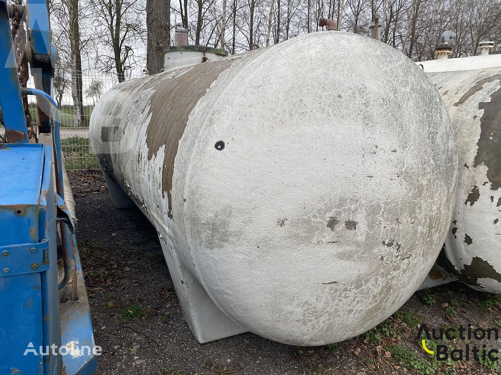 Prodaje se Tank cilindrični spremnik na aukciji