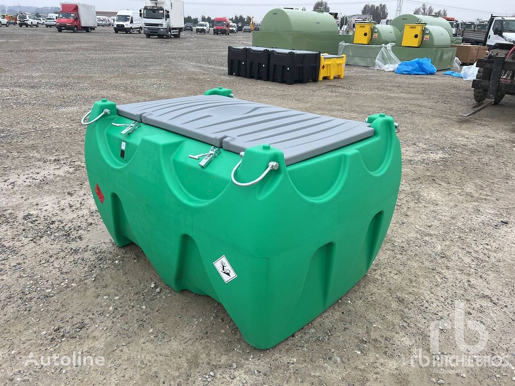 Prodaje se Emiliana Serbatoi EU-TANK 900 Portable Poly (Unused) rezervoar za skladistenje goriva na aukciji