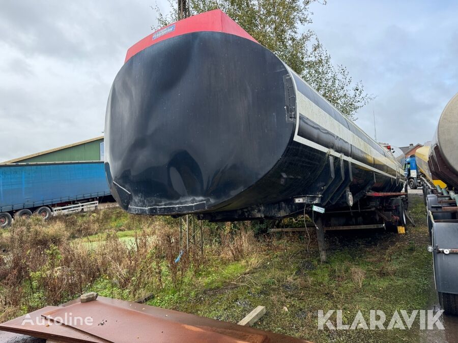 Prodaje se 4 rums tankhænger aluminiumstank poluprikolicu autocisternu na aukciji