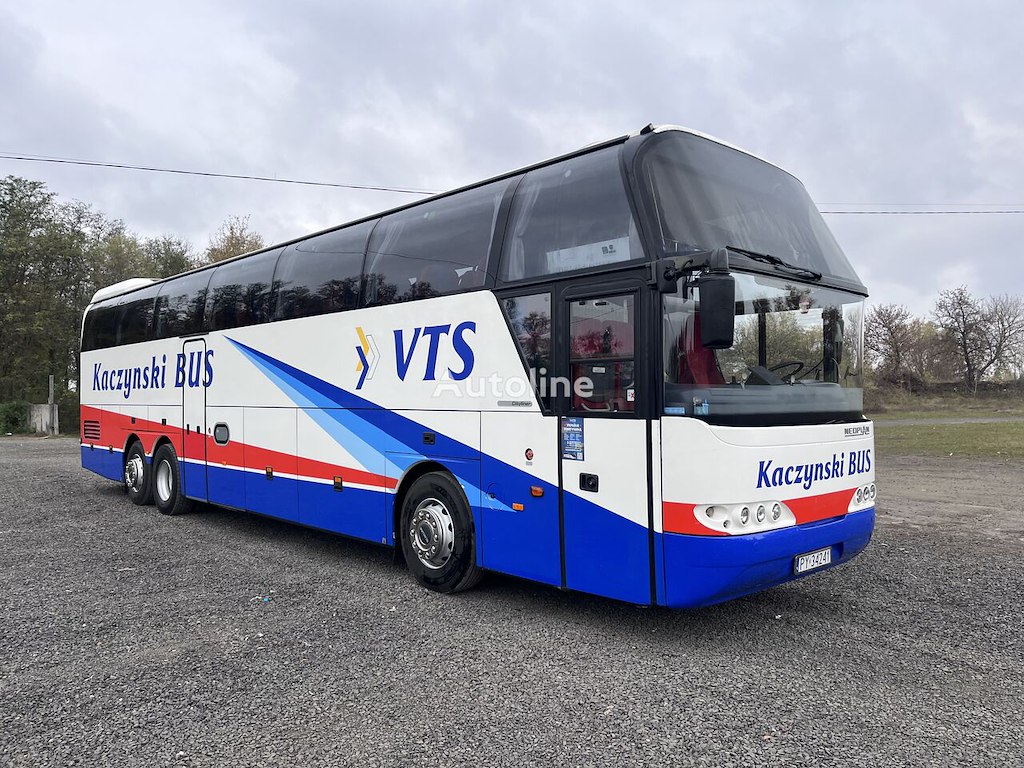 Neoplan Cityliner N1116/3HL turistički autobus