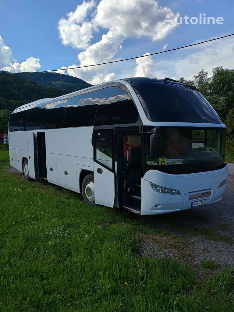 Neoplan Cityliner N1216 turistički autobus