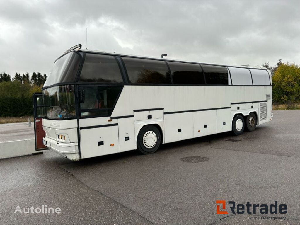 Prodaje se Neoplan NEOPLAN N116 turistički autobus na aukciji