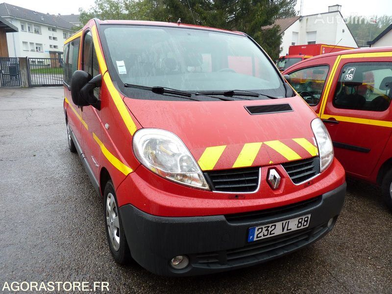 Prodaje se Renault TRAFIC putnički minibus na aukciji