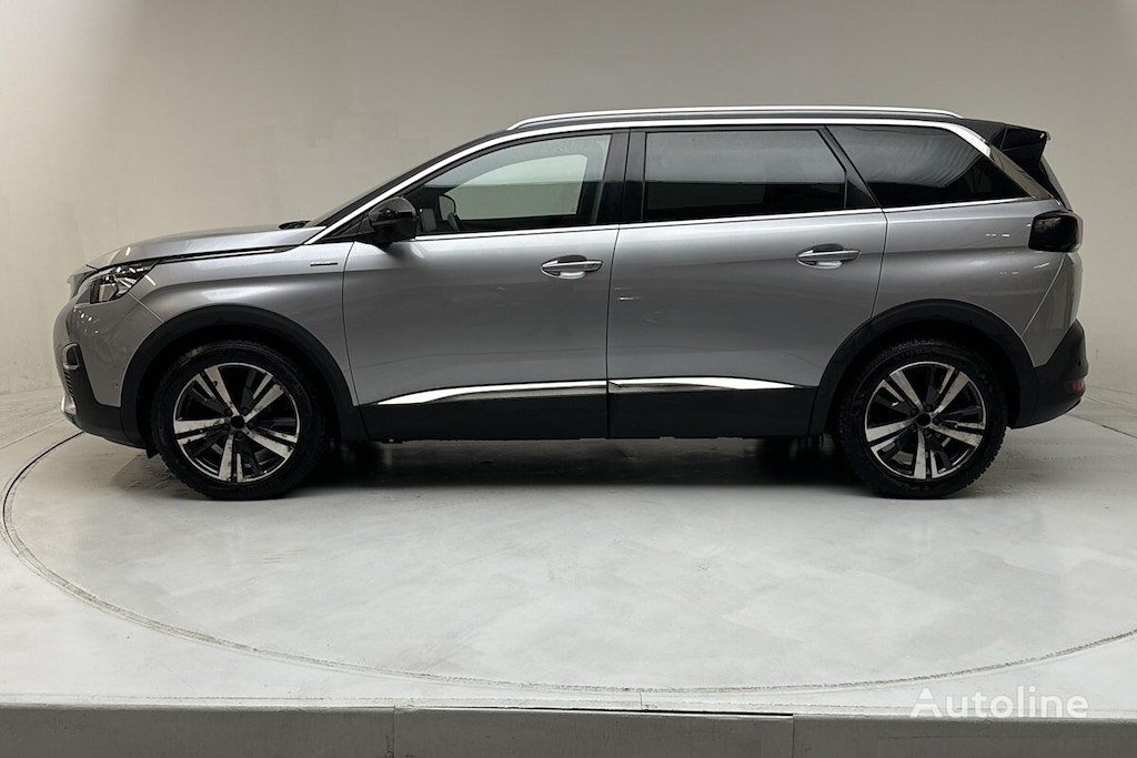 Prodaje se Peugeot 5008 minivan na aukciji