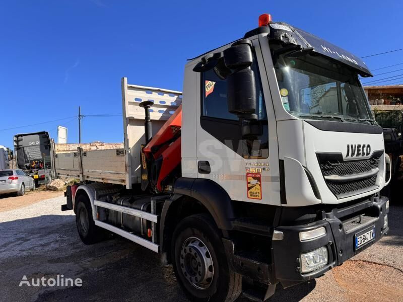 IVECO Trakker 360 kiper