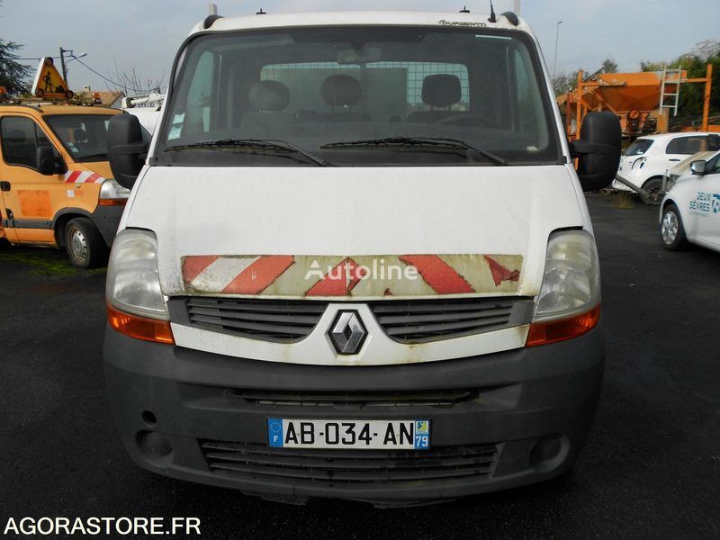 Prodaje se Renault MASTER kiper na aukciji