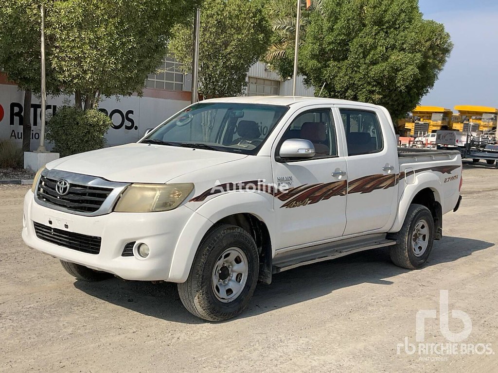 Prodaje se Toyota HILUX 4x4 Crew Cab pikap na aukciji