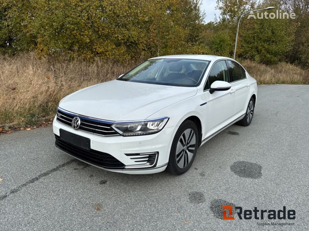 Prodaje se Volkswagen Passat 1,4 tsi Gte hybrid sedan na aukciji