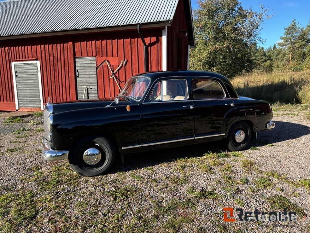 Prodaje se Mercedes-Benz 190 sedan na aukciji