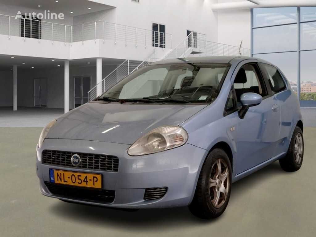 Prodaje se FIAT Grande Punto hečbek na aukciji