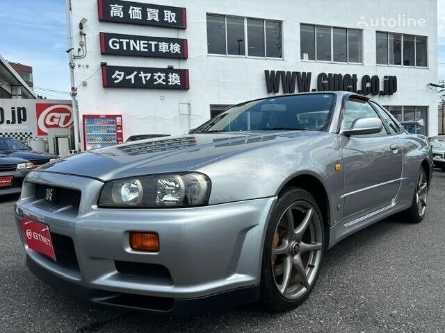 Nissan SKYLINE sedan