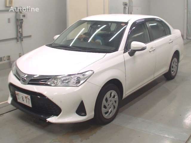 Toyota COROLLA AXIO sedan