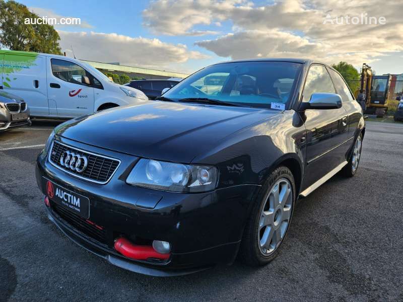 Prodaje se Audi A3 S3 sedan na aukciji