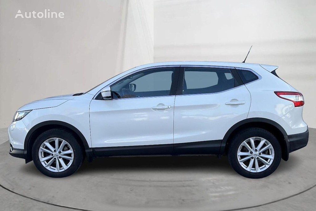 Prodaje se Nissan Qashqai krosover na aukciji