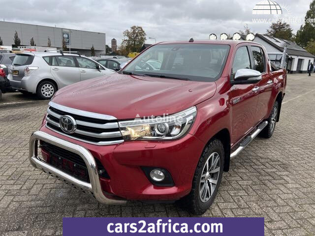 Toyota Hilux 2.4 D-4D-F Double Cab Executive pikap