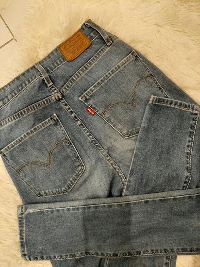 Levis farke