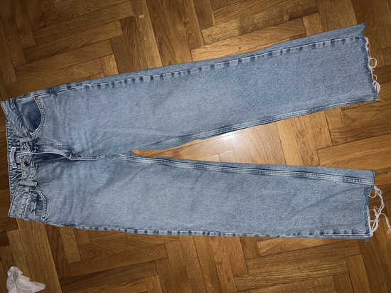 Zara jeans