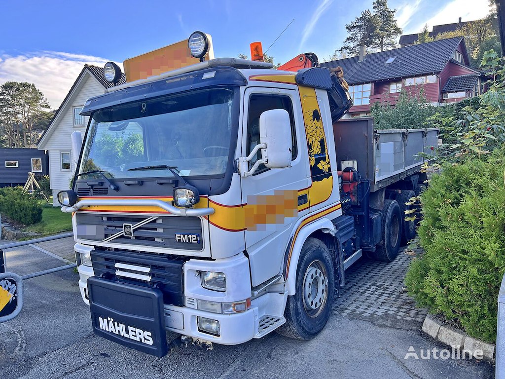 Volvo FM12 420 *8x4 *DUMPER + PALFINGER 15500 (2004y.) *GRAB kamion s ravnom platformom