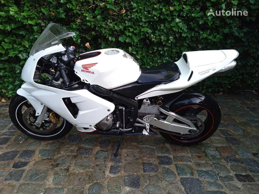 Prodaje se Honda cbr 600 rr motocikl na aukciji