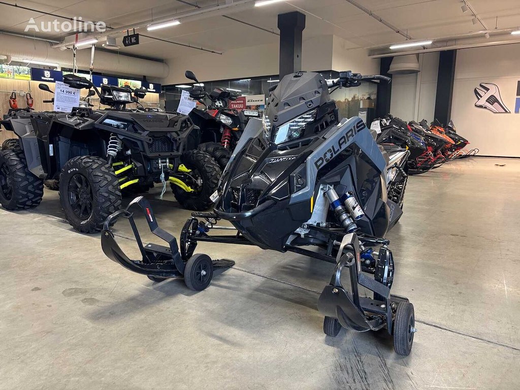 Prodaje se Polaris SwitchBack motorne sanke na aukciji