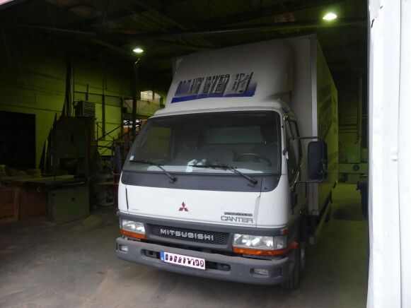 Prodaje se Mitsubishi Canter FE649/2 kamion furgon na aukciji