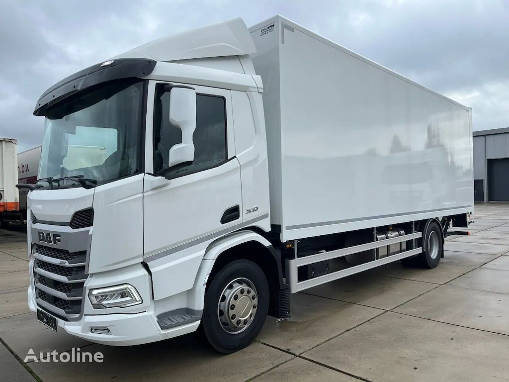 DAF XD 310 FA NEW kamion furgon