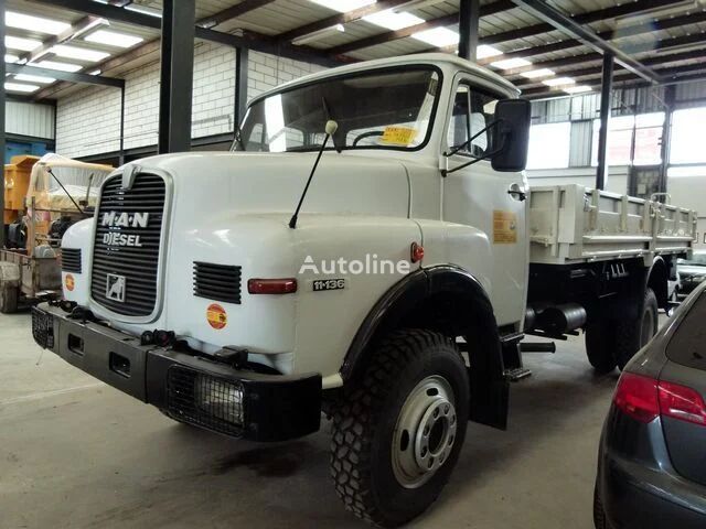 11.136 - 4x4 - CARGO - more pieces in stock kamion furgon