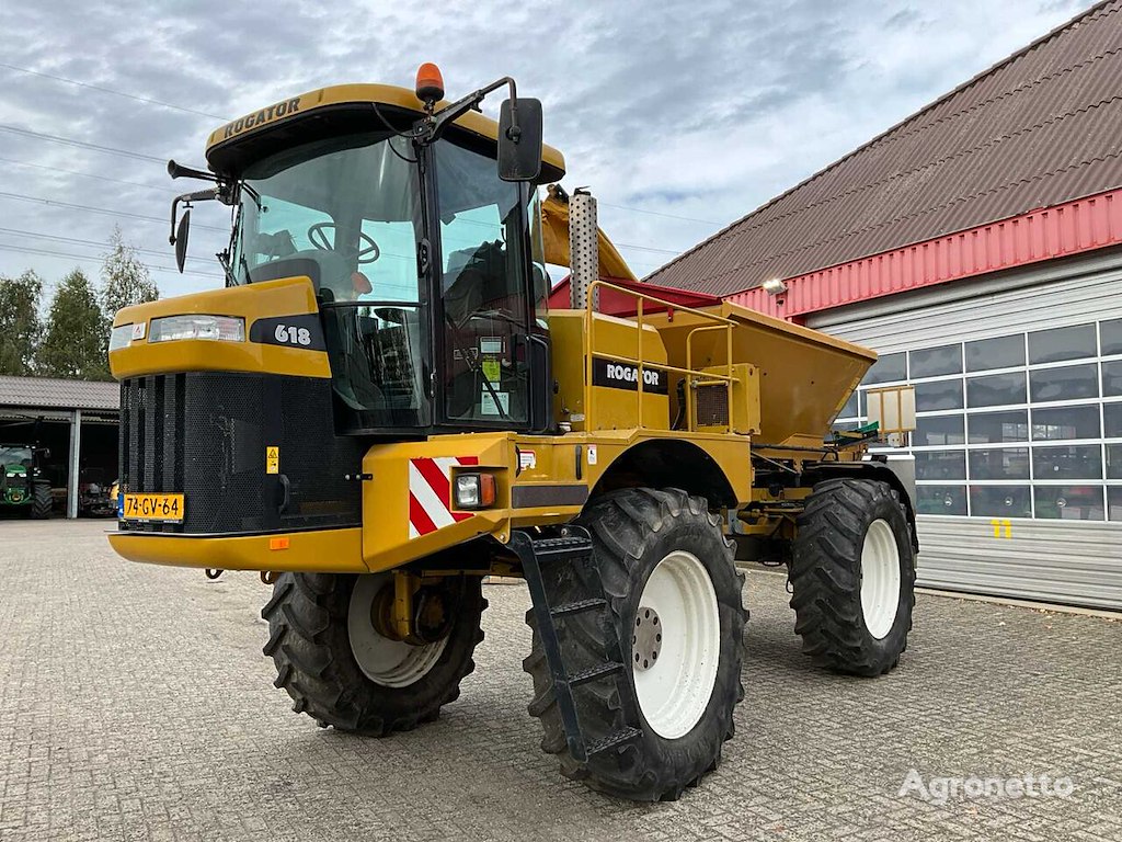 Prodaje se Challenger Rogator 618 nošeni rasipač na aukciji