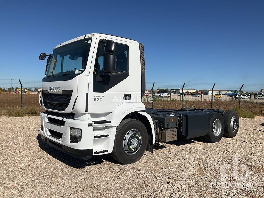 Prodaje se IVECO STRALIS 270 6x2 kamion šasija na aukciji