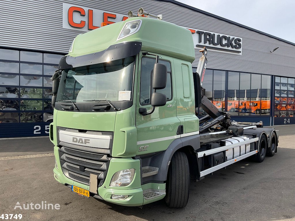 DAF FAS CF 440 Euro 6 Hiab 21 Ton haakarmsysteem kamion rol kiper