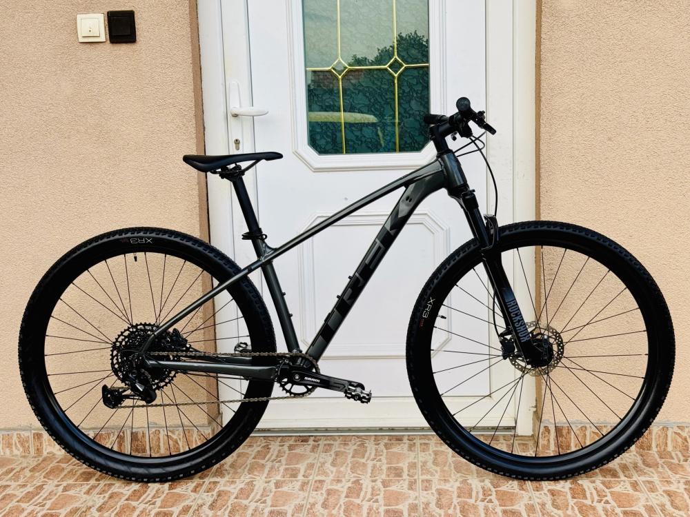 TREK XCALIBER 8 29 Vel-M 1x12 Sram