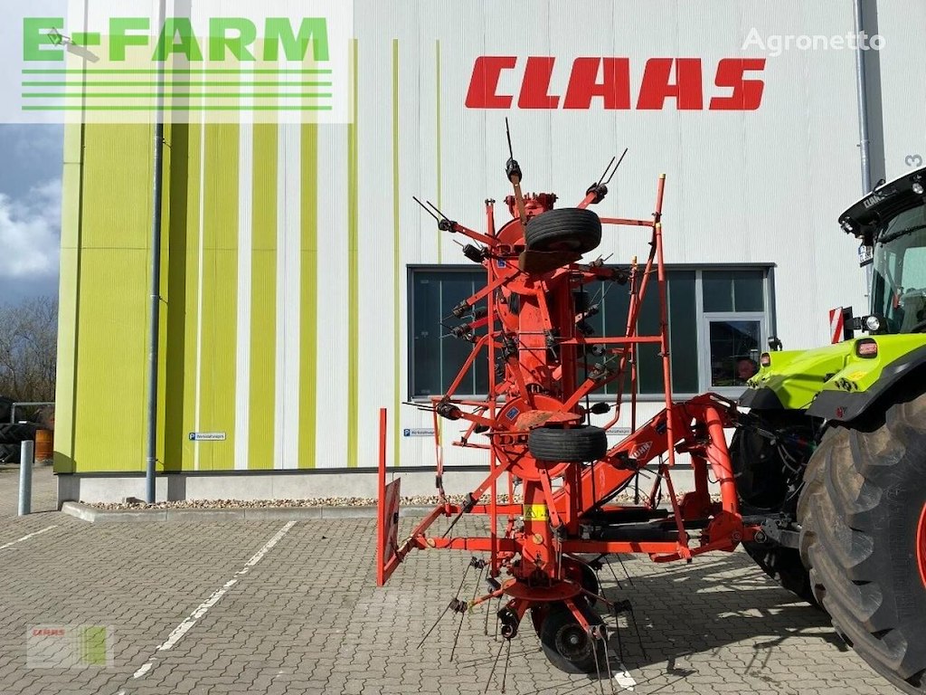 Kuhn gf 8702 prevrtač sena