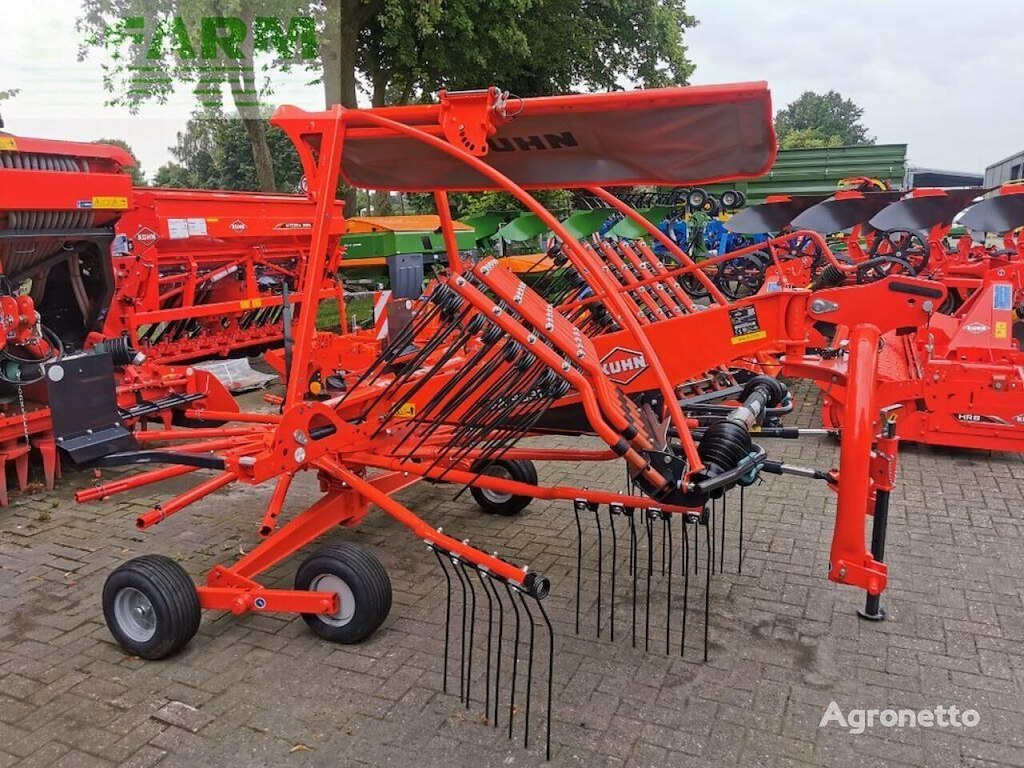 Kuhn ga5031 prevrtač sena