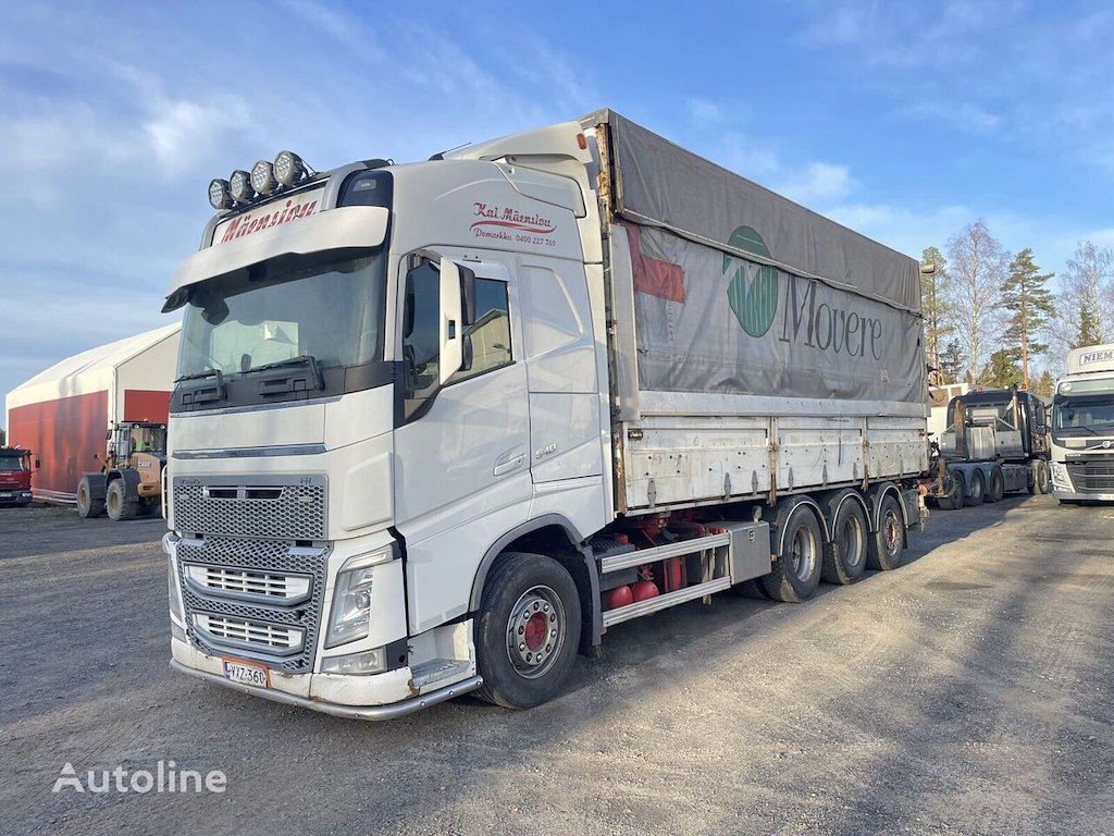 Volvo FH 540 8×4/4-4300 Taittokapelli nosturilla kamion s ceradom