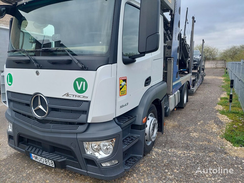 Mercedes-Benz 1843 autotransporter