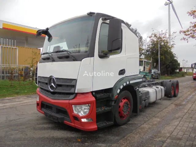 Mercedes-Benz Actros 2340 6X2 EUR 6 autotransporter