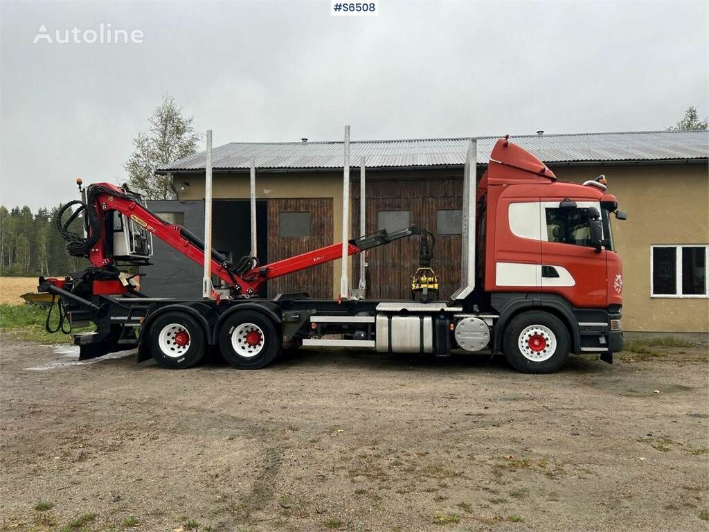 Scania R560 Timber Truck with trailer and crane kamion za prevoz drva