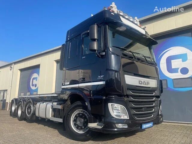 DAF XF 510 FAK 8x2 Euro 6 - MANUAL 16 speed - 30 Ton Containersystem kamion sa kukom za podizanje tereta