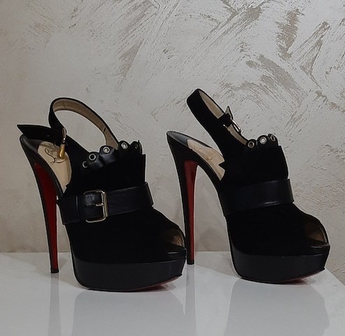 Christian Louboutin Jem Black *3500*