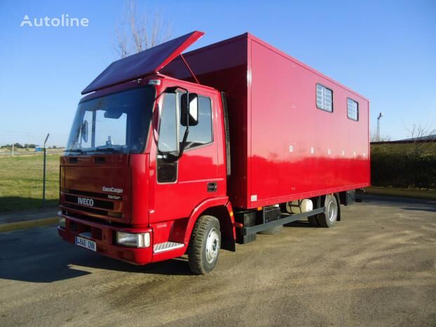 IVECO EUROCARGO 80 E 16 kamion za prevoz konja