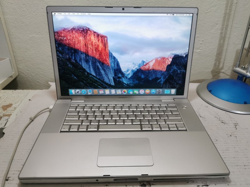 Apple MacBook Pro 3,1